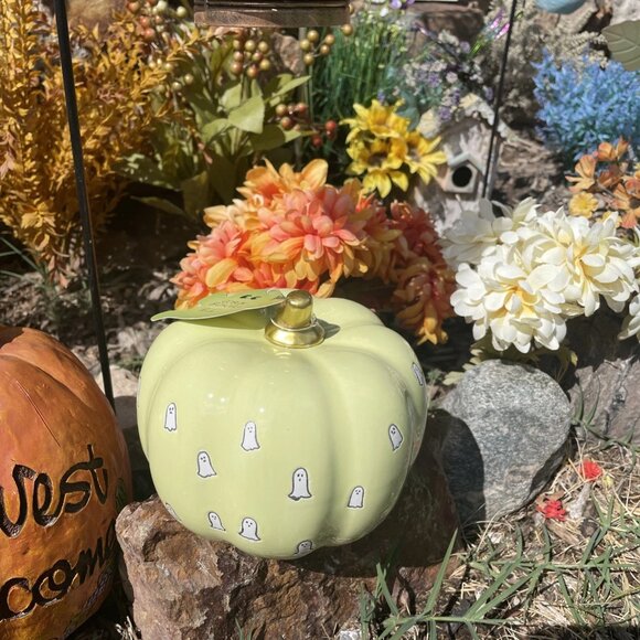Goblin & Ghoul | Holiday | Goblin Ghoul Yellow Pumpkin With Ghosts All ...
